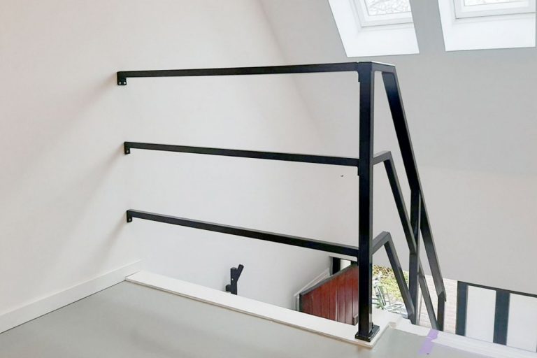 IJzeren leuningen voor trappen