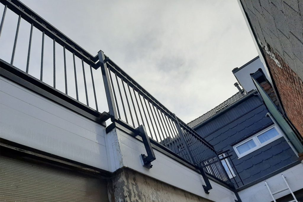 Balustrade om uitbouw in België