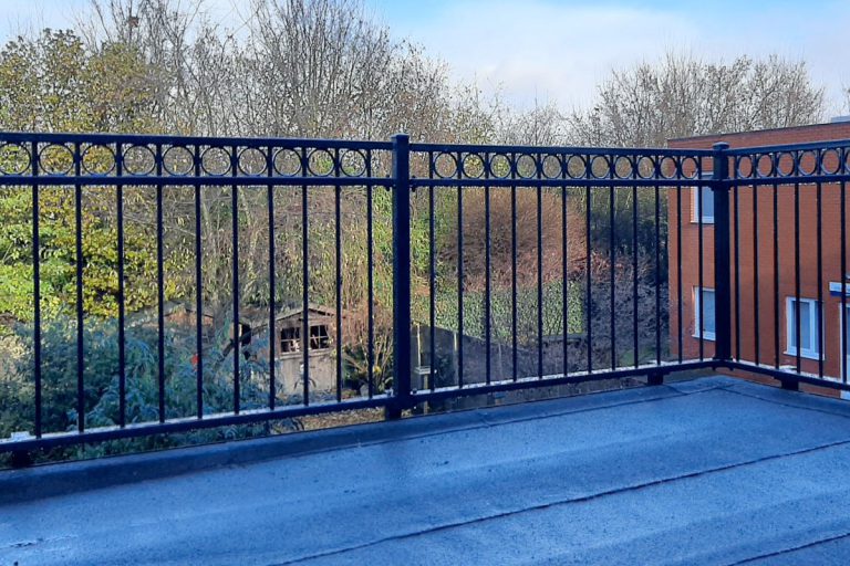 Balustrade om uitbouw in België