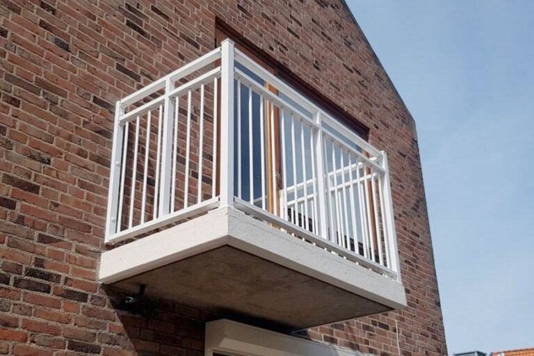 Balkonhek poedercoaten